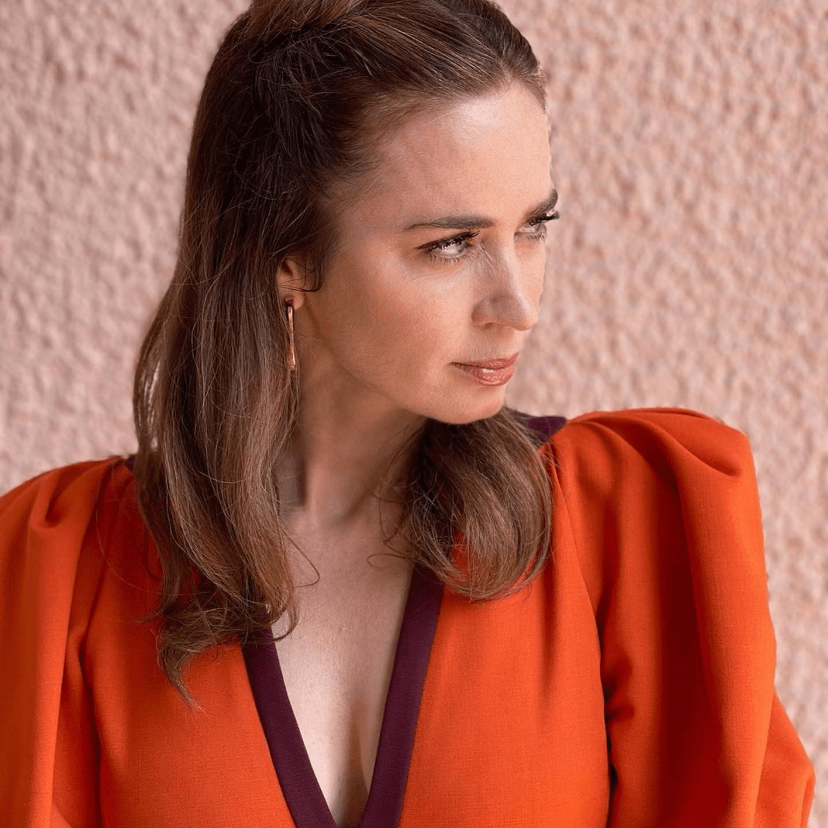 Emily Blunt in Mega U-links